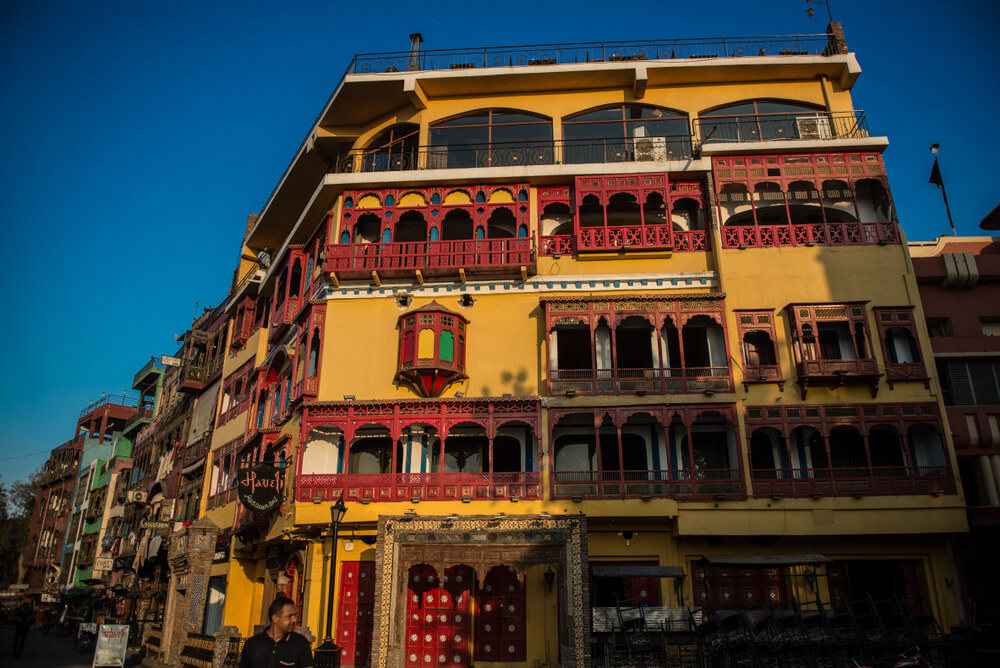 Food Street Fort Road | The Best Eating Out in Lahore Food Street Fort Road | The Best Eating Out in Lahore