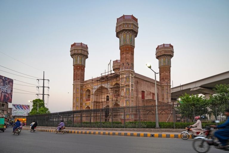 Chauburji | Mughal Architecture Chauburji Lahore