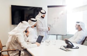 UAE Traditional Clothes | Emirati Traditional Dress